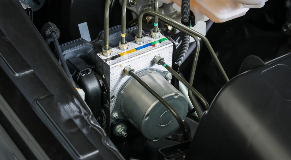 What Should You Do if Your Anti Lock Brakes Warning Light Stays On ...