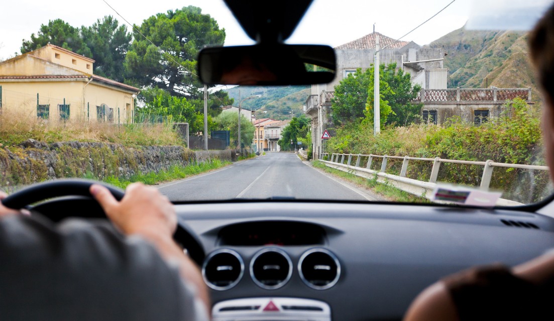 How Can You Identify Traffic Signs That Give Orders? - The Business View