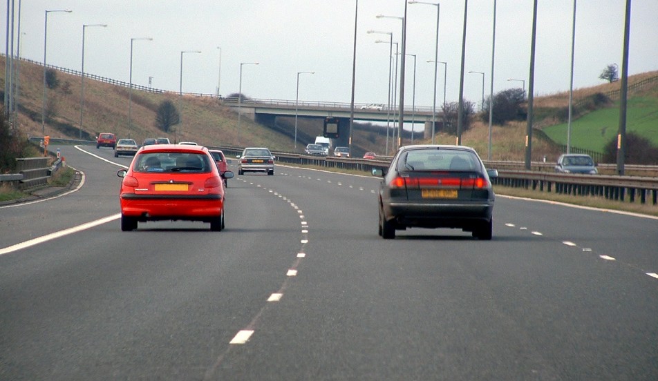 When Would You Use the Right-hand Lane on a Three-lane Motorway? - The ...