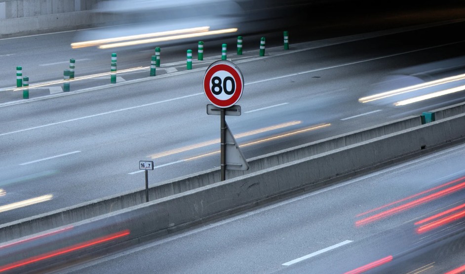 What Are Motorways? | A Guide to UK Roads and Highways! - The Business View